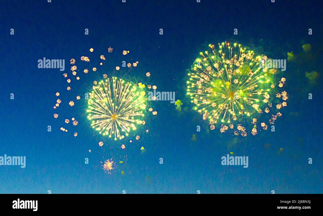 Blur fireworks hi-res stock photography and images - Alamy