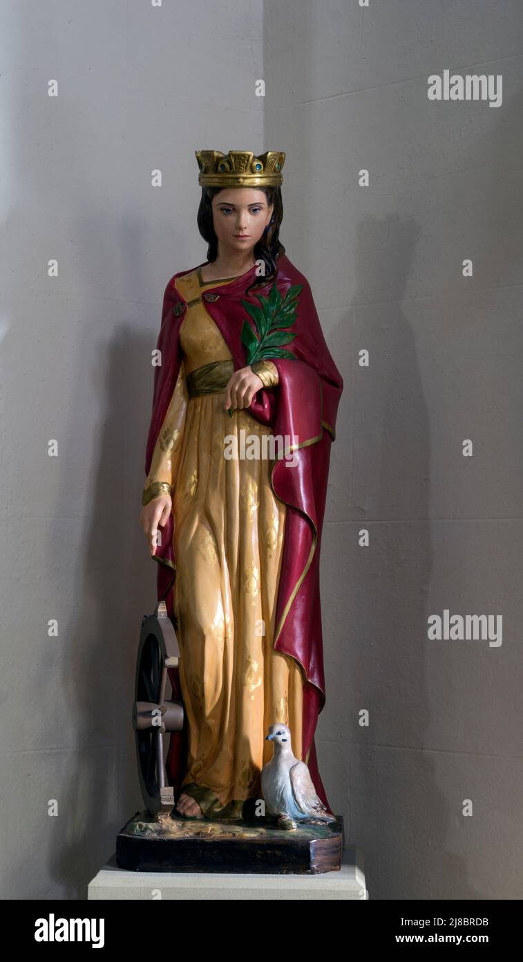 Saint Catherine of Alexandria statue, St. Catherine`s Church, Burbage ...