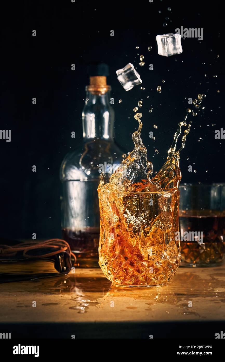 Iced falls hi-res stock photography and images - Alamy