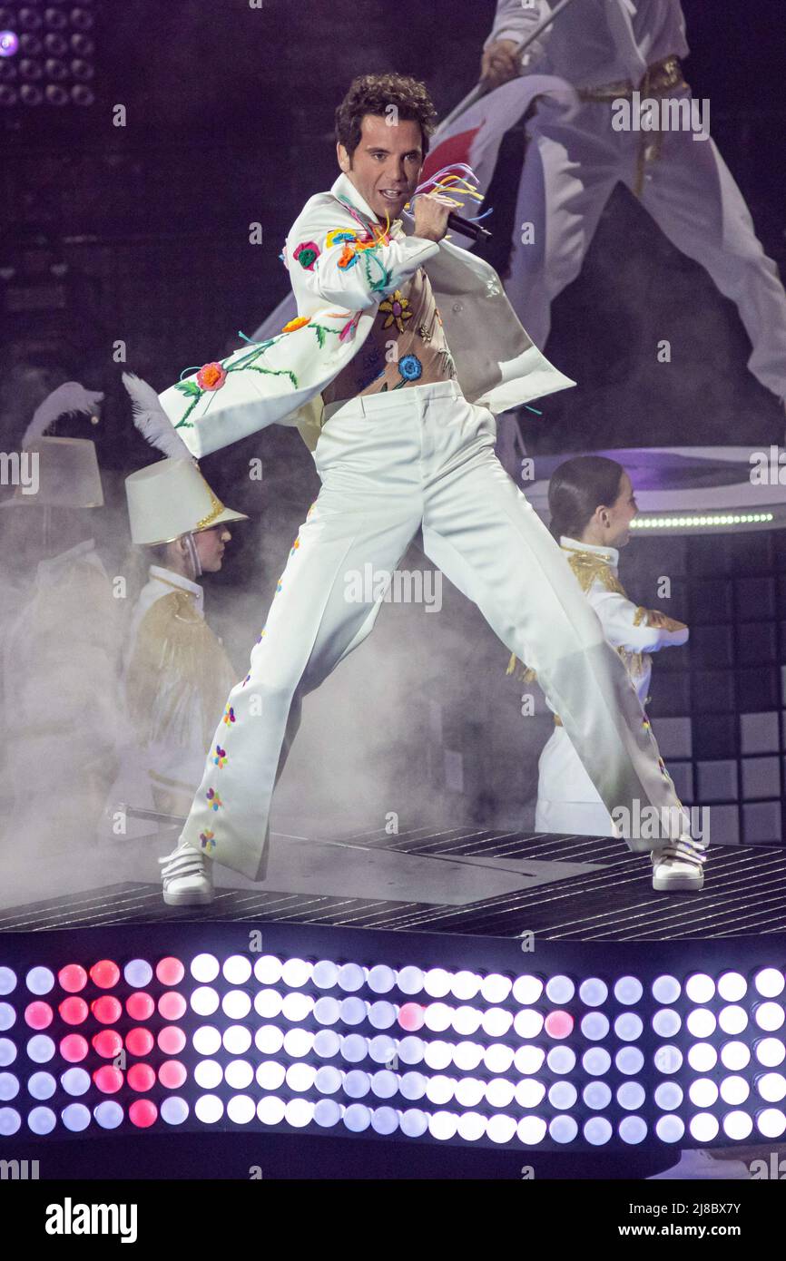 Mika performs at the grand-final of Eurovision Song Contest. Turin ...