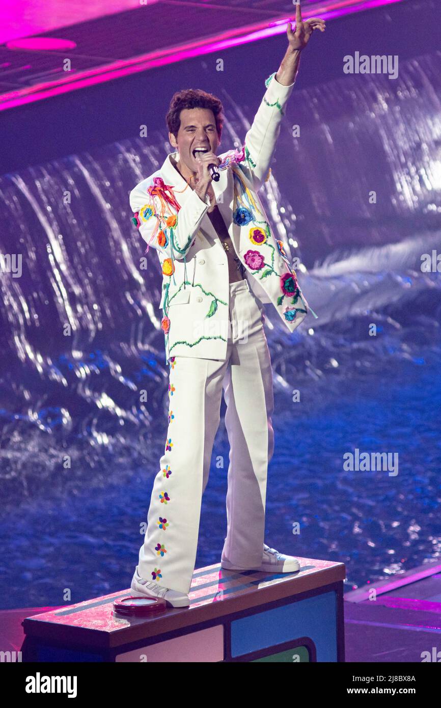 Mika performs at the grand-final of Eurovision Song Contest. Turin ...
