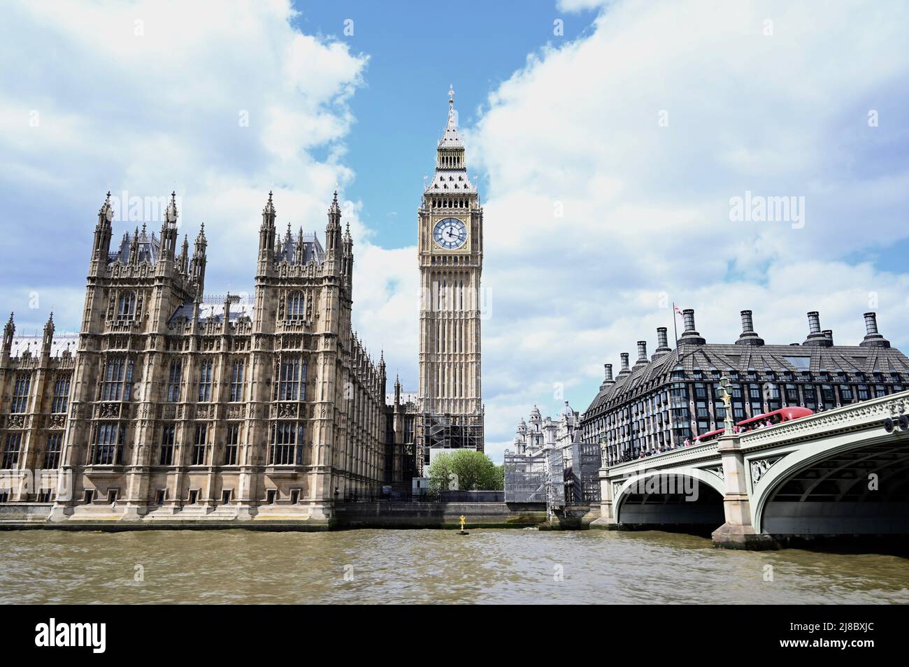 Houses of Parliament, Big Ben, Westminster Bridge seen from the River Thames Stock Photo - Alamy