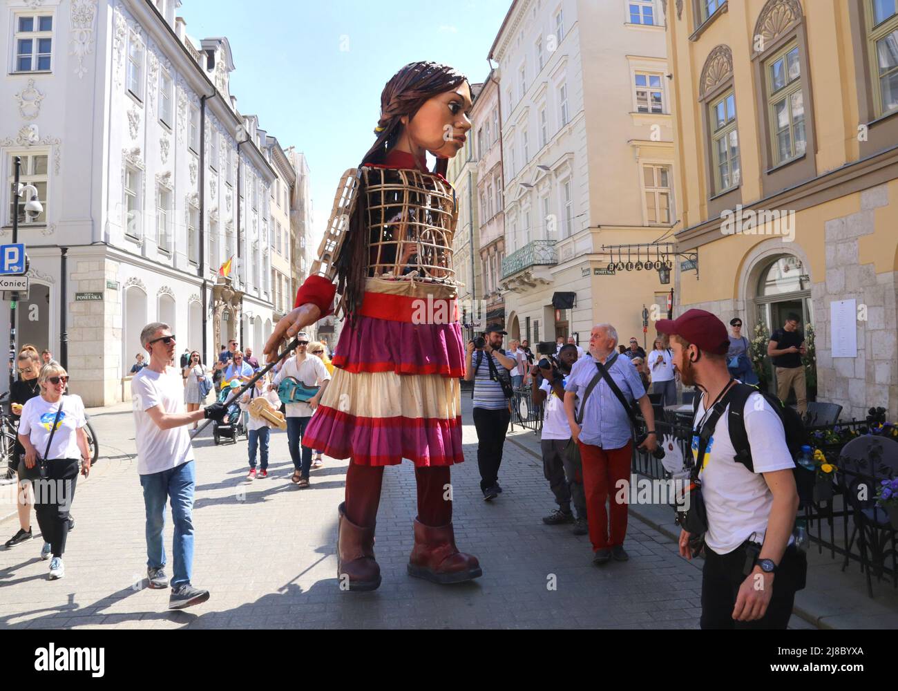 Tall puppet hi-res stock photography and images - Alamy