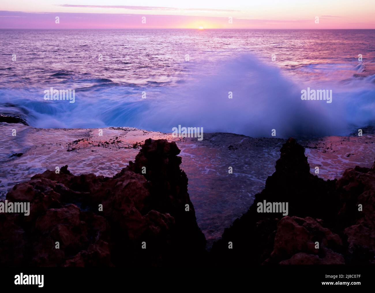Breaking Wave at Sunset, Gascoyne, Northwest Australia Stock Photo - Alamy