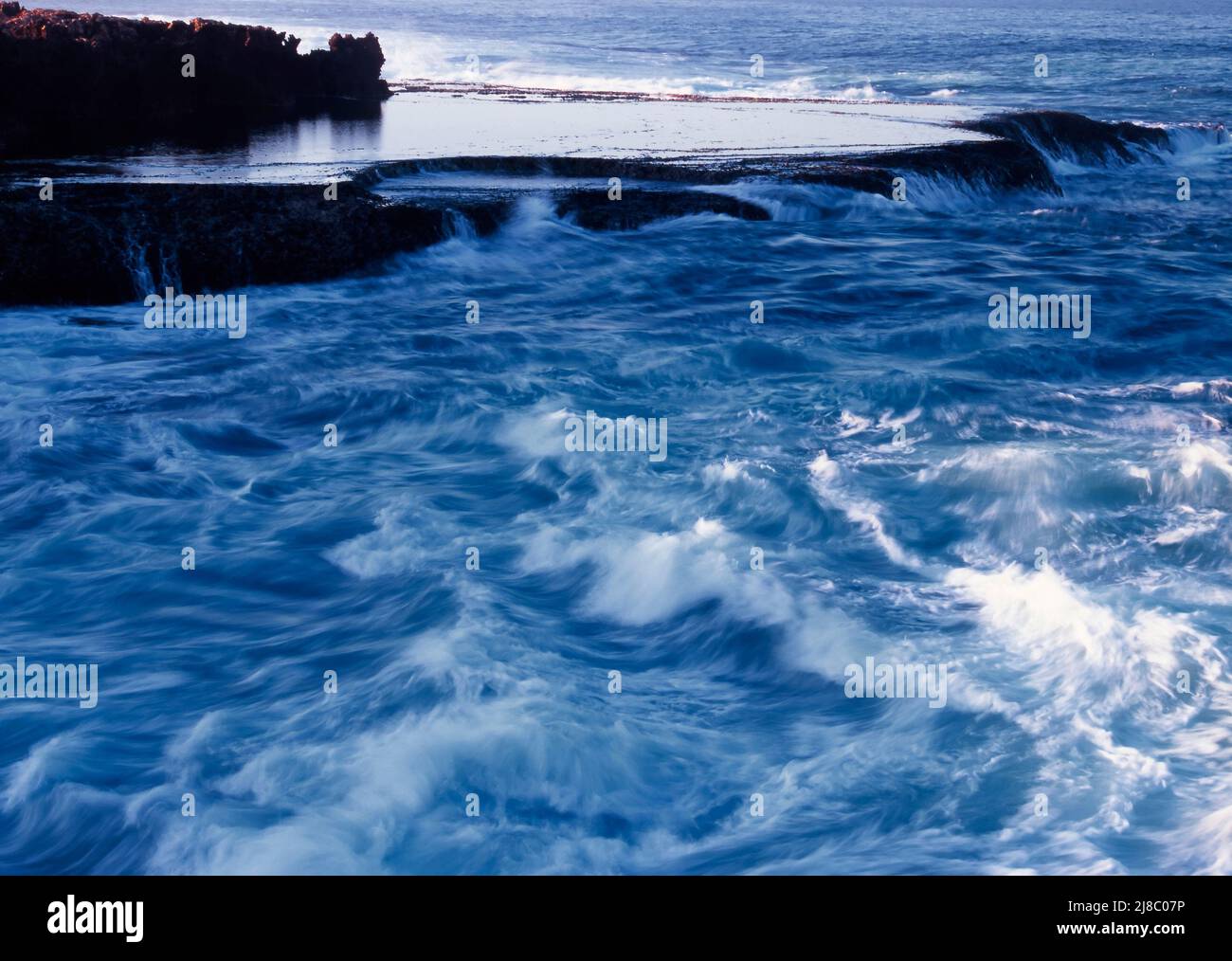 Rocky Coastline, Indian Ocean, Gascoyne, Northwest Australia Stock ...