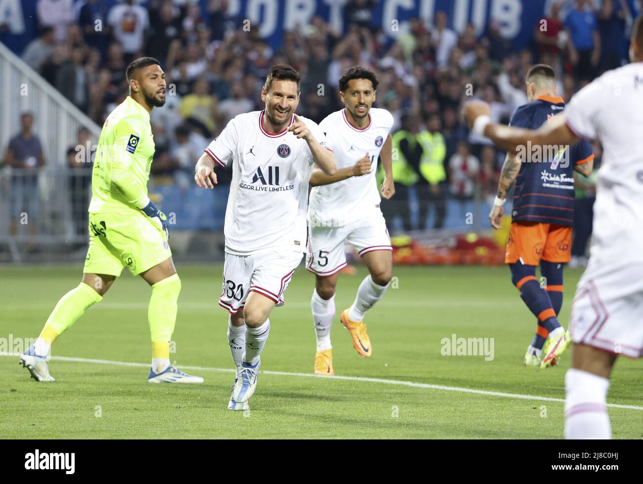 Lionel Messi of PSG celebrates his goal with Marquinhos while ...
