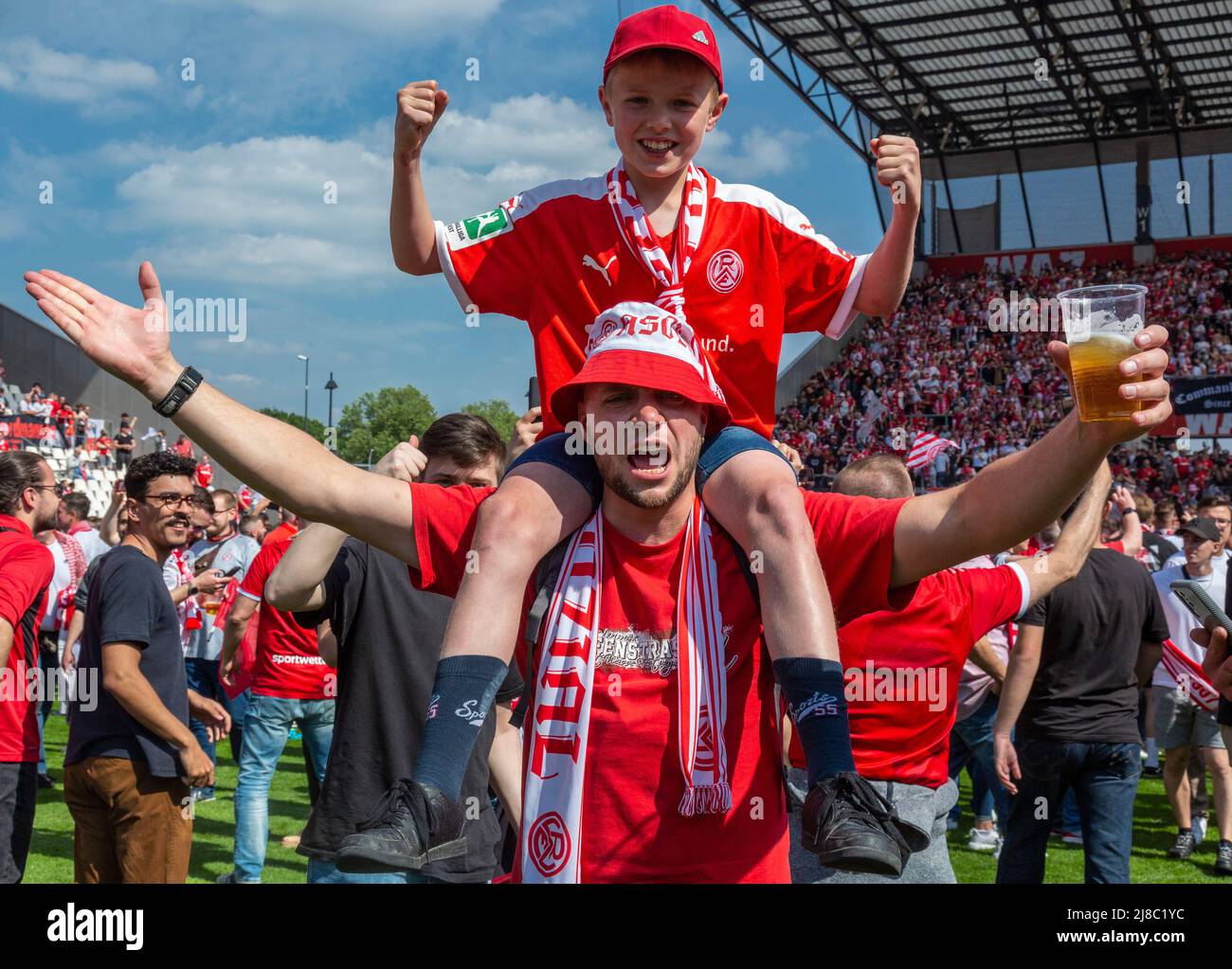 Football field external view hi-res stock photography and images - Alamy