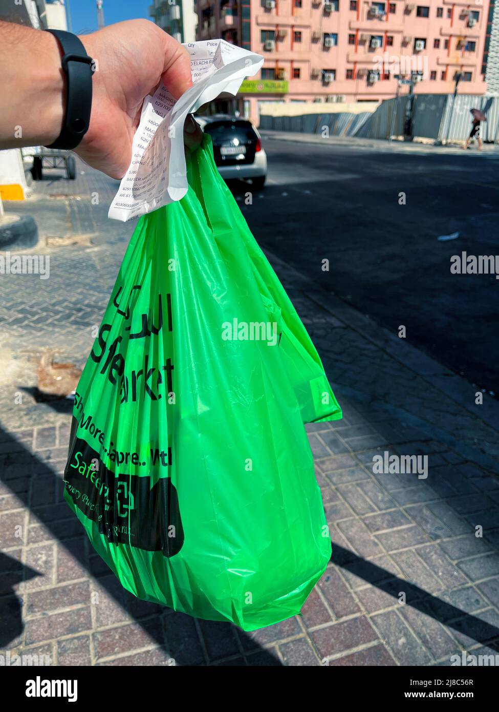 Cashier's check hi-res stock photography and images - Alamy