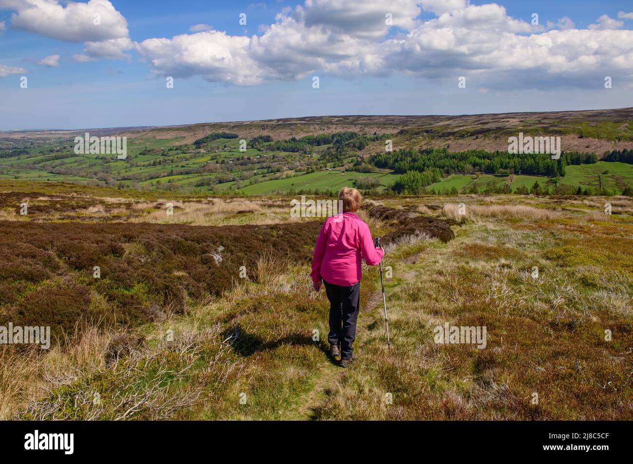 Descending into Danby dale along the Esk Valley Way, Castleton, North ...