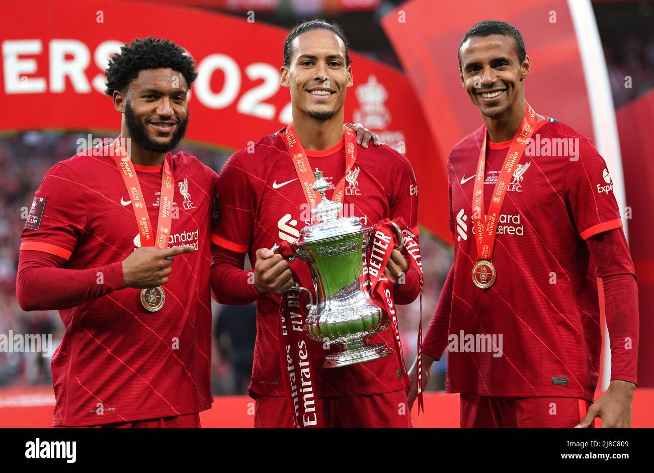 Joe gomez wembley stadium hi-res stock photography and images - Alamy
