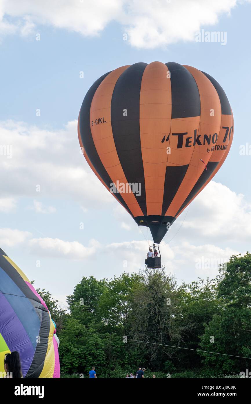 Propane burners fired up hi-res stock photography and images - Alamy