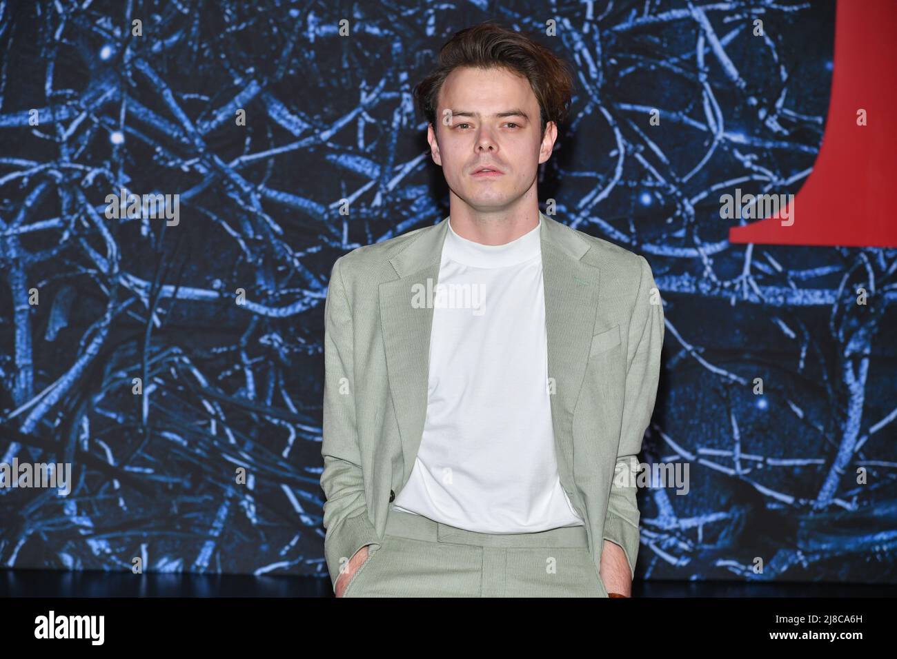 Charlie heaton stranger things hi-res stock photography and images - Alamy