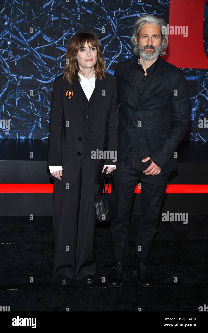 Winona Ryder and Scott Mackinlay Hahn Stock Photo - Alamy