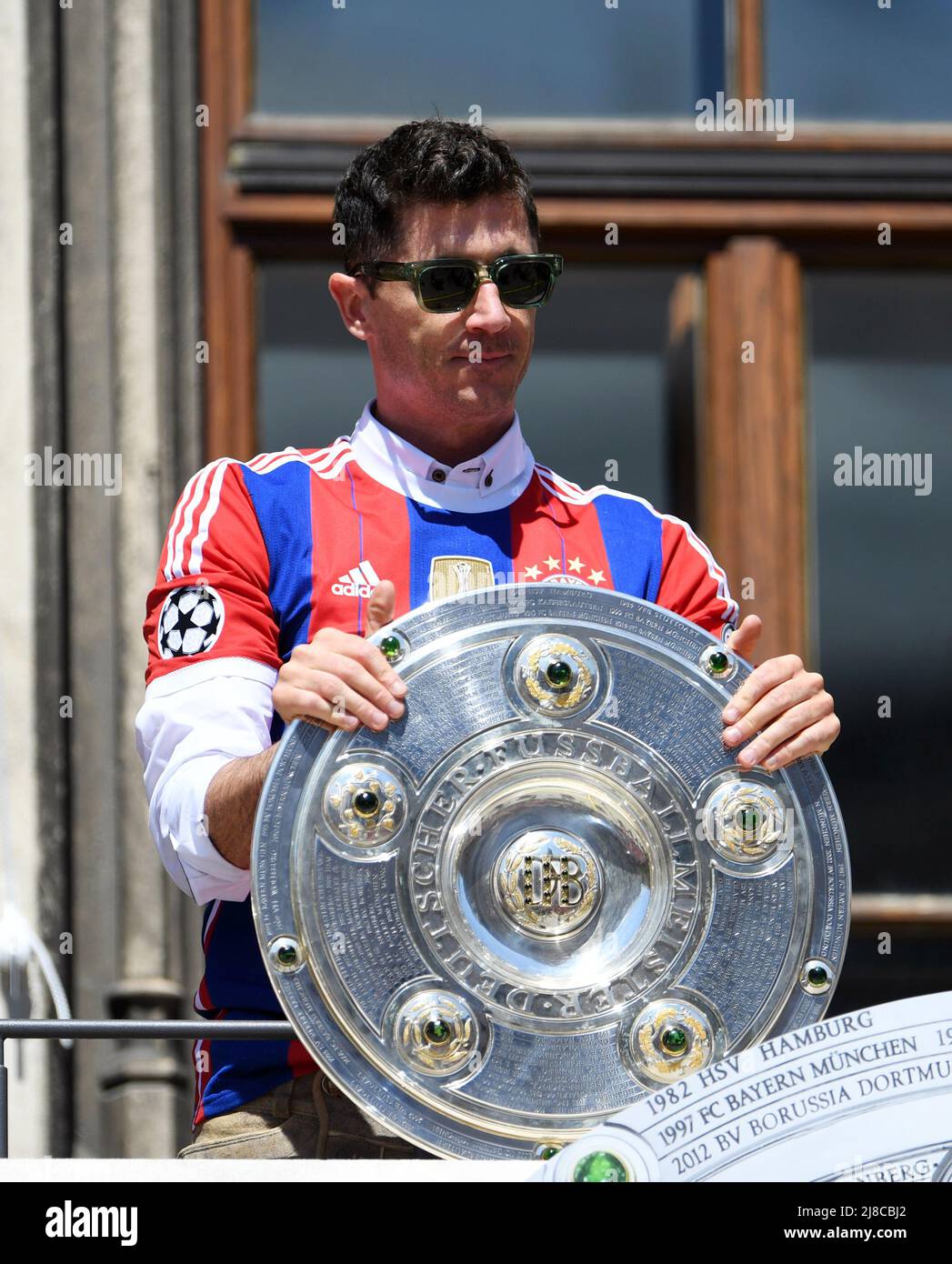 Robert lewandowski bayern 2022 hi-res stock photography and images - Alamy