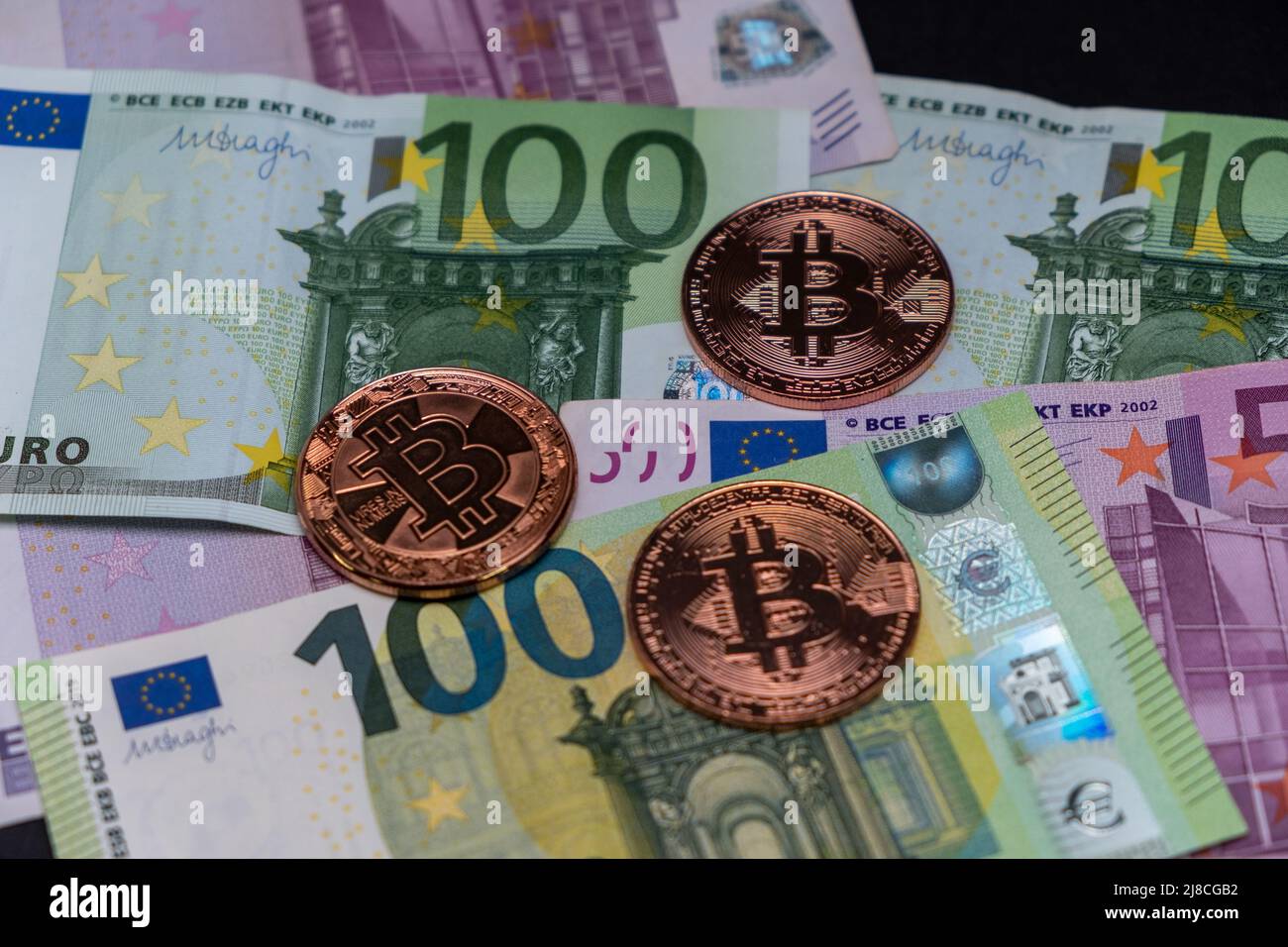 100 euros hi-res stock photography and images - Alamy