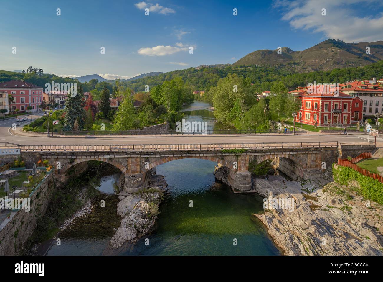 Bridge over dobra river hi-res stock photography and images - Alamy