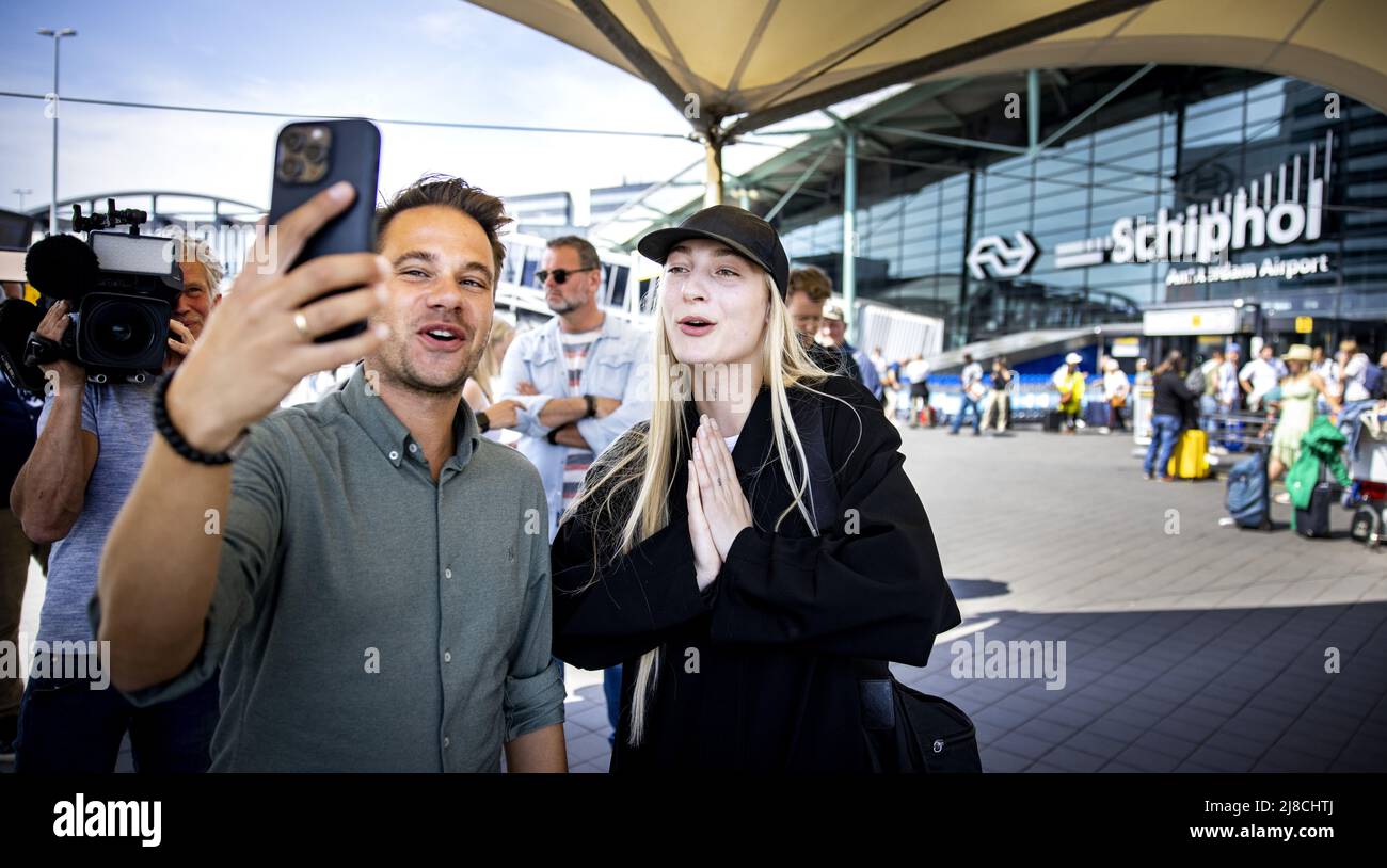 2022-05-15 15:03:38 SCHIPHOL - S10 arrives at Schiphol Airport. The ...