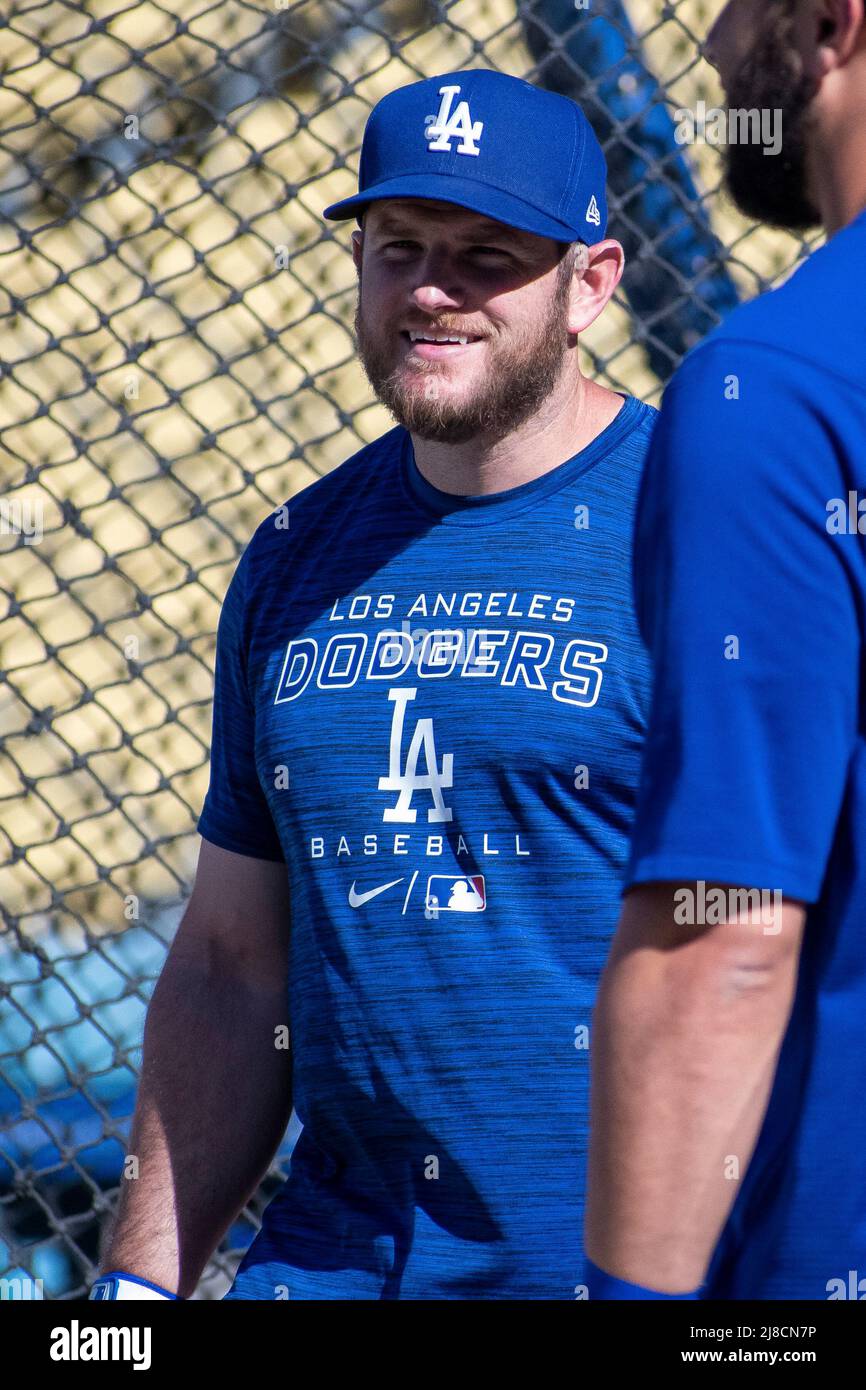 Los Angeles Dodgers third basemen Max Muncy (13) warms up prior to a ... Los Angeles Dodgers third basemen Max Muncy (13) warms up prior to a ...