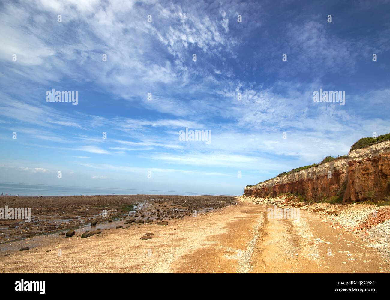 Low tide at the cliffs of Hunstanton in Norfolk, UK Stock Photo - Alamy