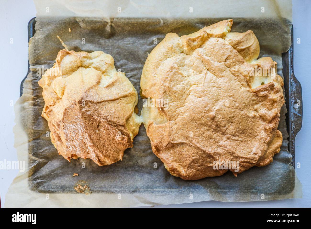 Wax paper cooking hi-res stock photography and images - Alamy