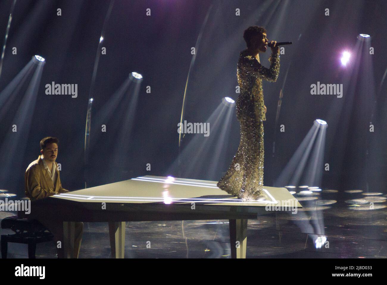 Italian singer music concert blanco hi-res stock photography and images ...