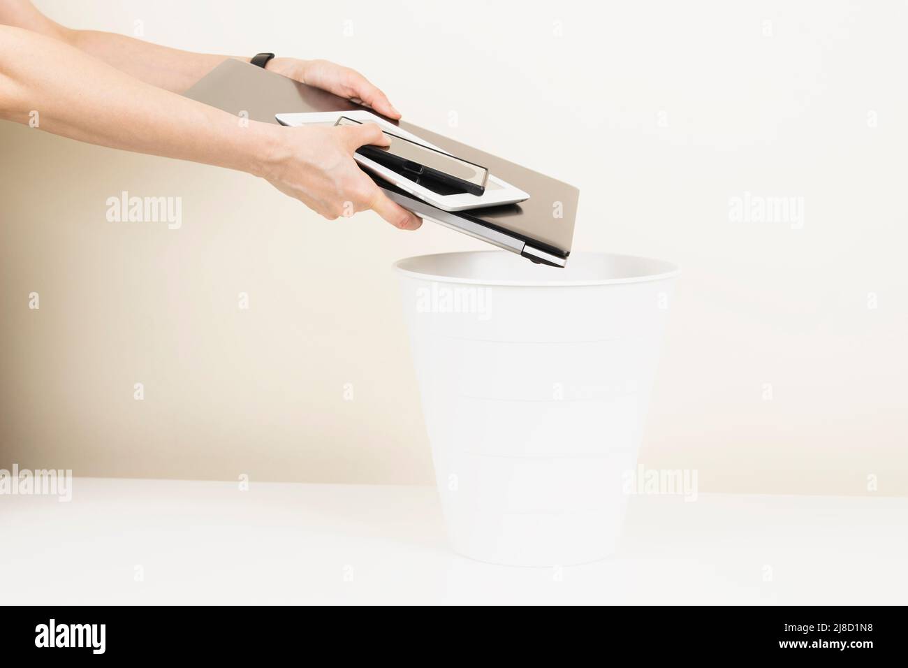 Laptop garbage hi-res stock photography and images - Alamy