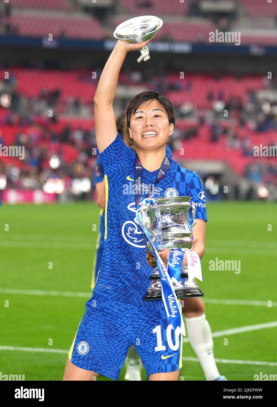 Chelsea's Ji So-yun celebrates with the Women's FA Cup trophy after ...