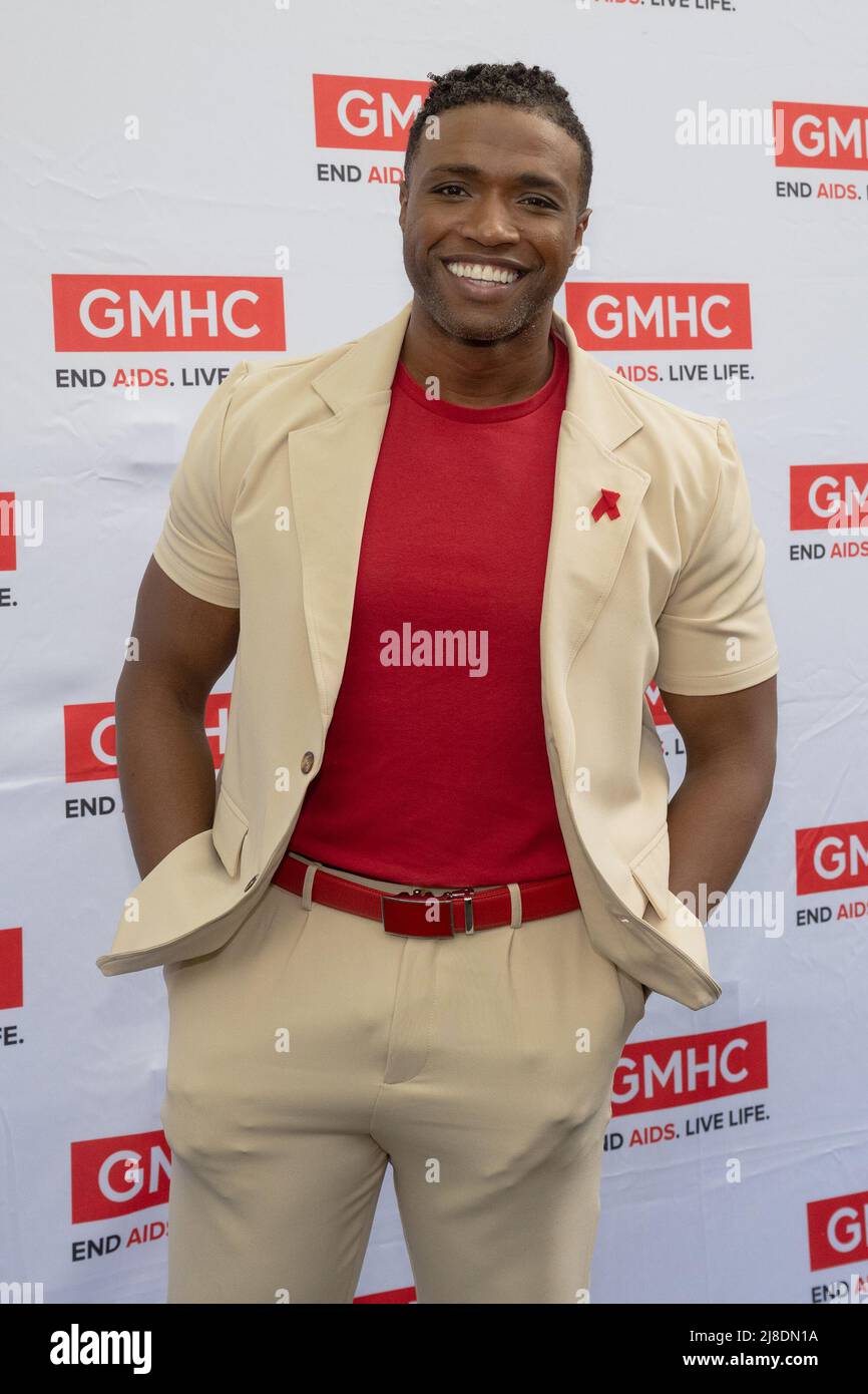 L. Steven Taylor attends the 37th AIDS Walk in Central Park in New York ...