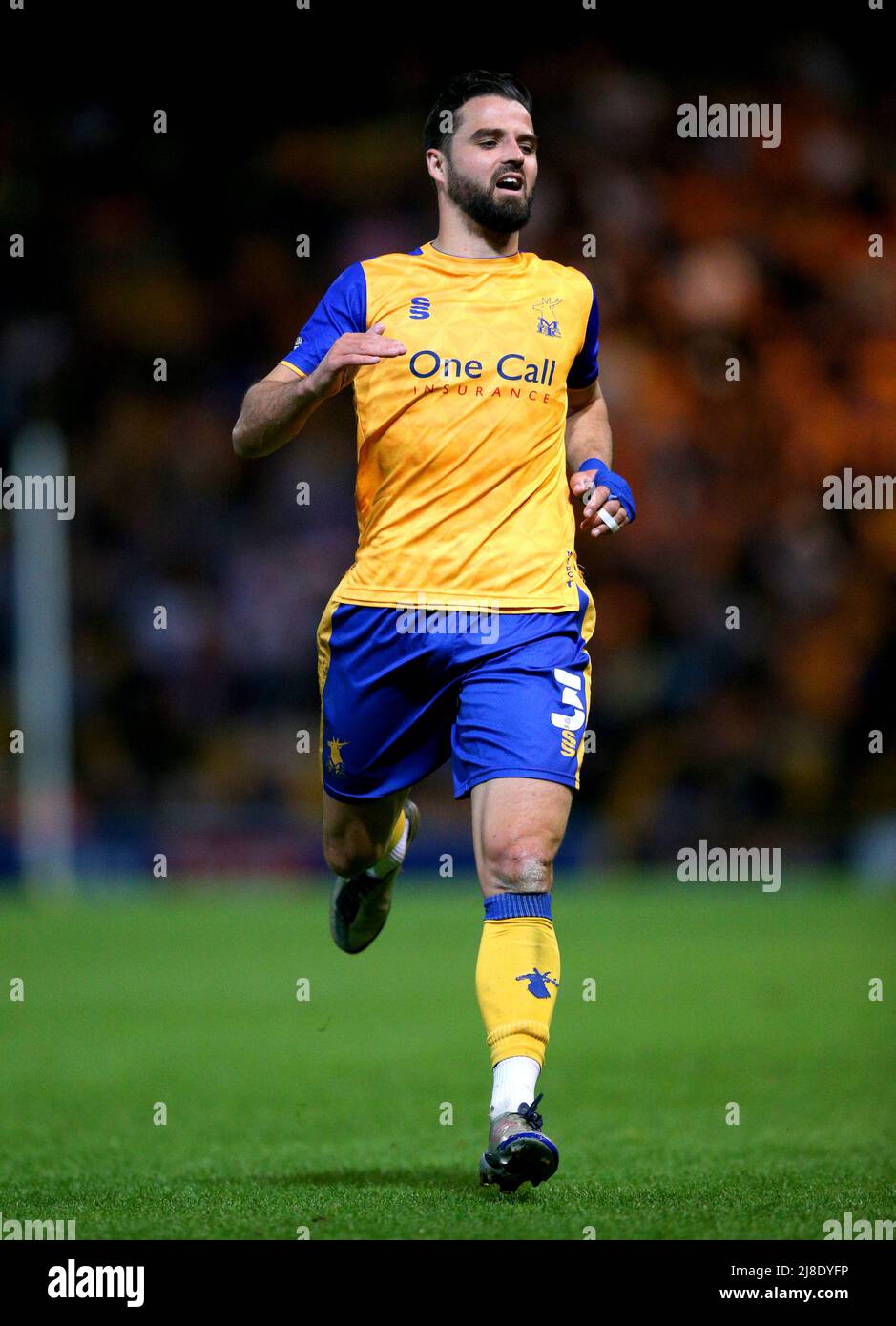 Stephen mclaughlin mansfield town hi-res stock photography and images ...