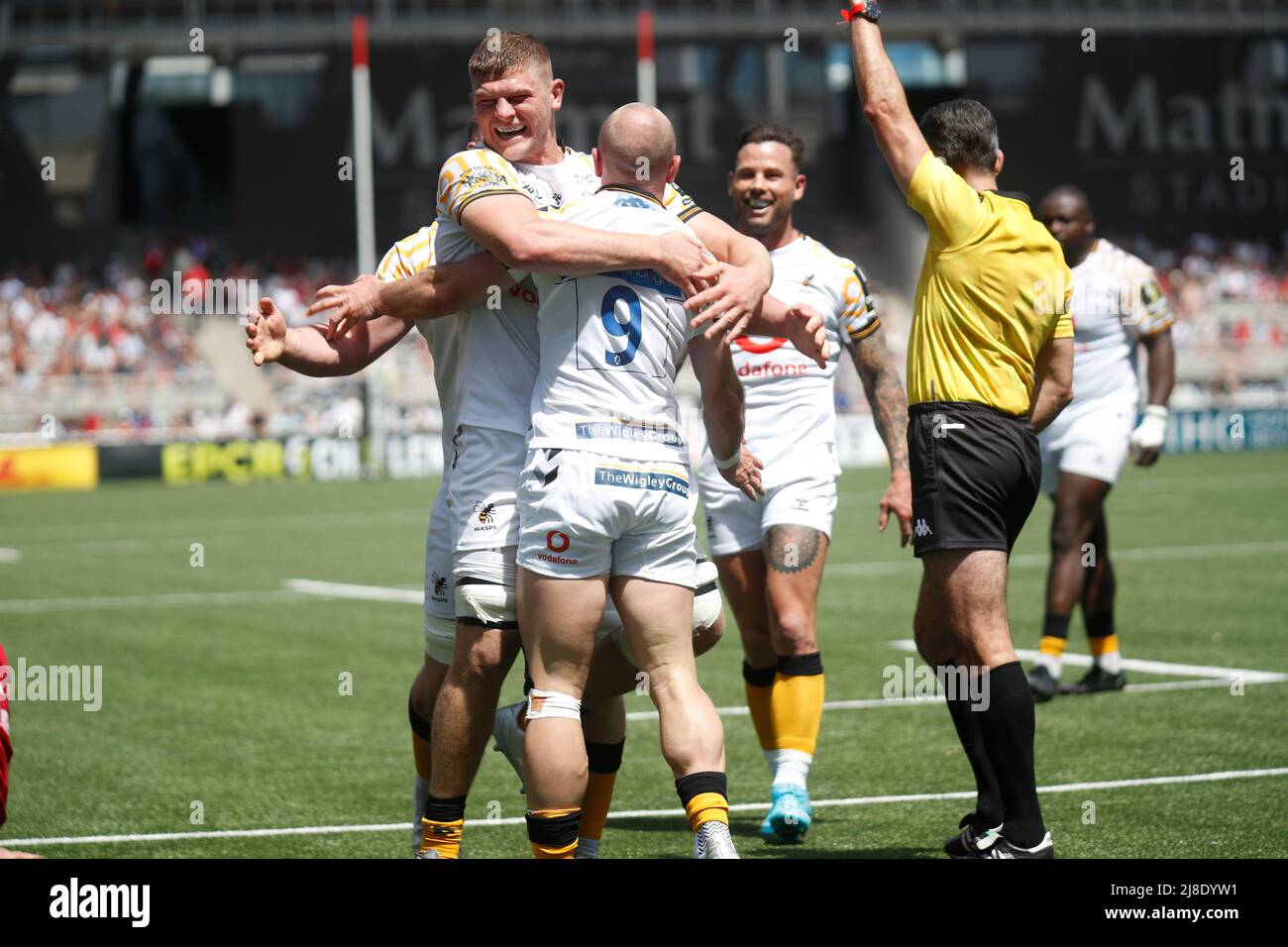 Dan ROBSON of Wasps celebrate to make a try during the EPCR Challenge ...
