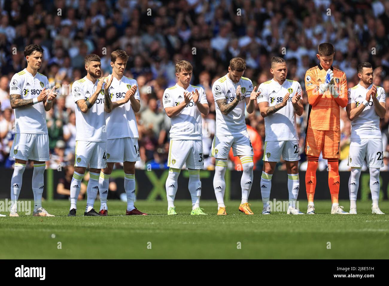 Leeds united soccer team players hi-res stock photography and images ...