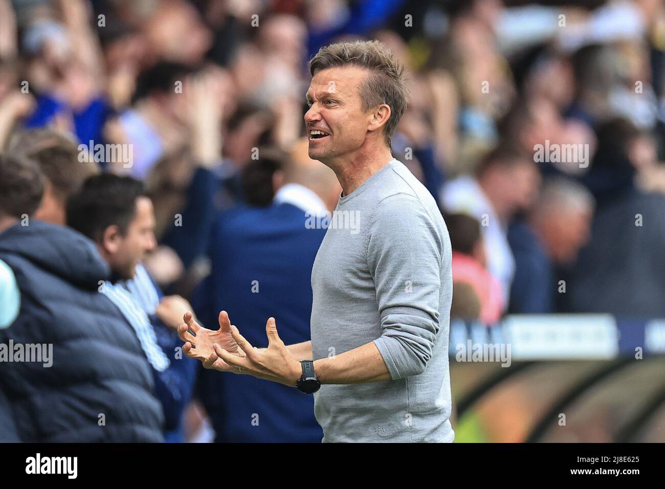 Jesse Marsch manager of Leeds United celebrates Pascal Struijk #21 of ...