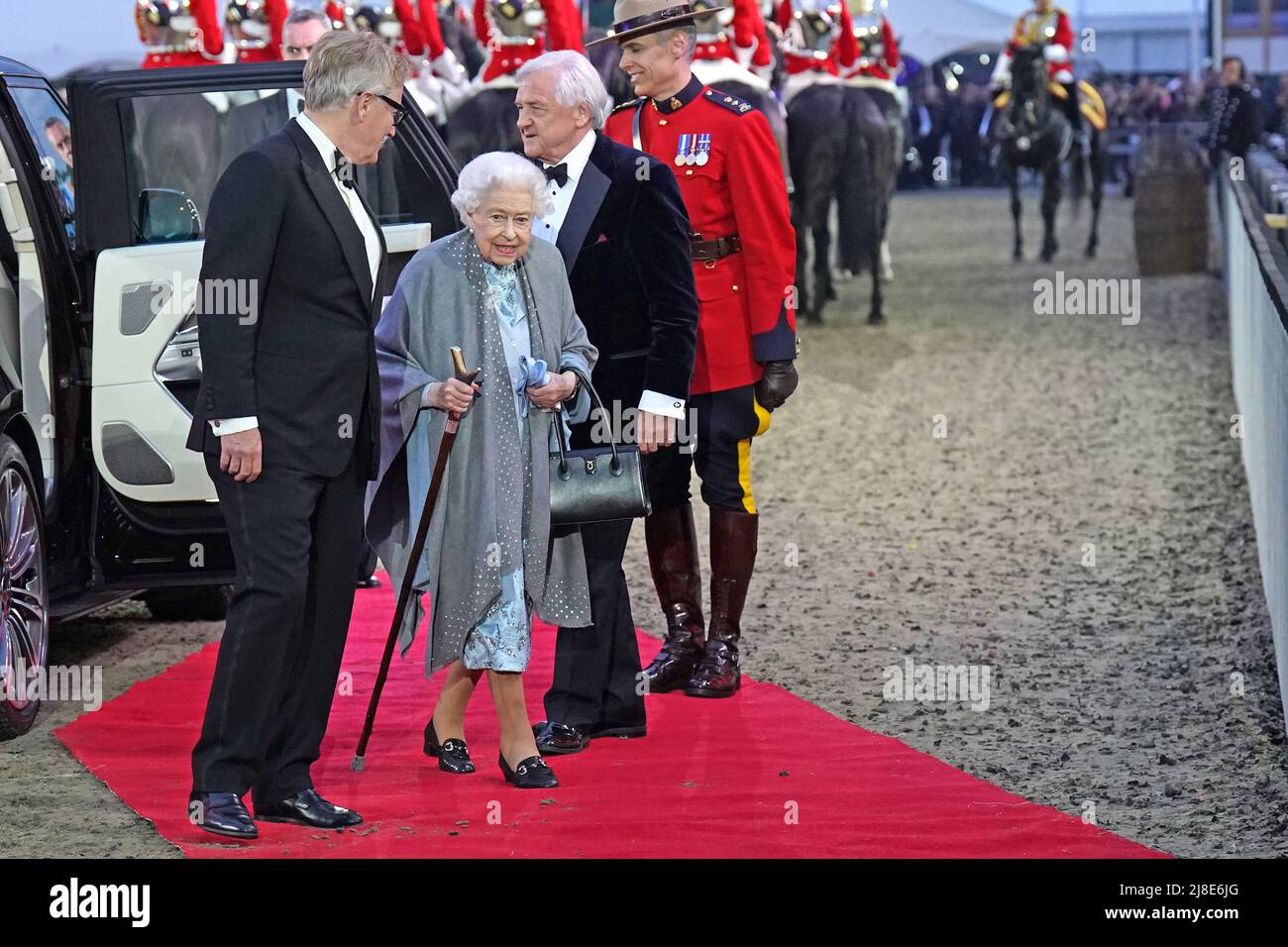Queen elizabeth gallop through history hi-res stock photography and ...
