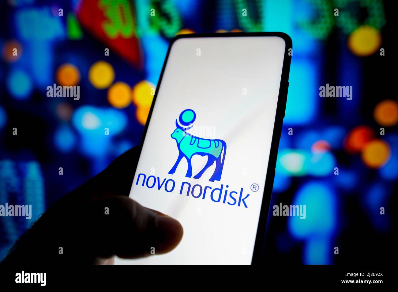 Novo logo hi-res stock photography and images - Alamy