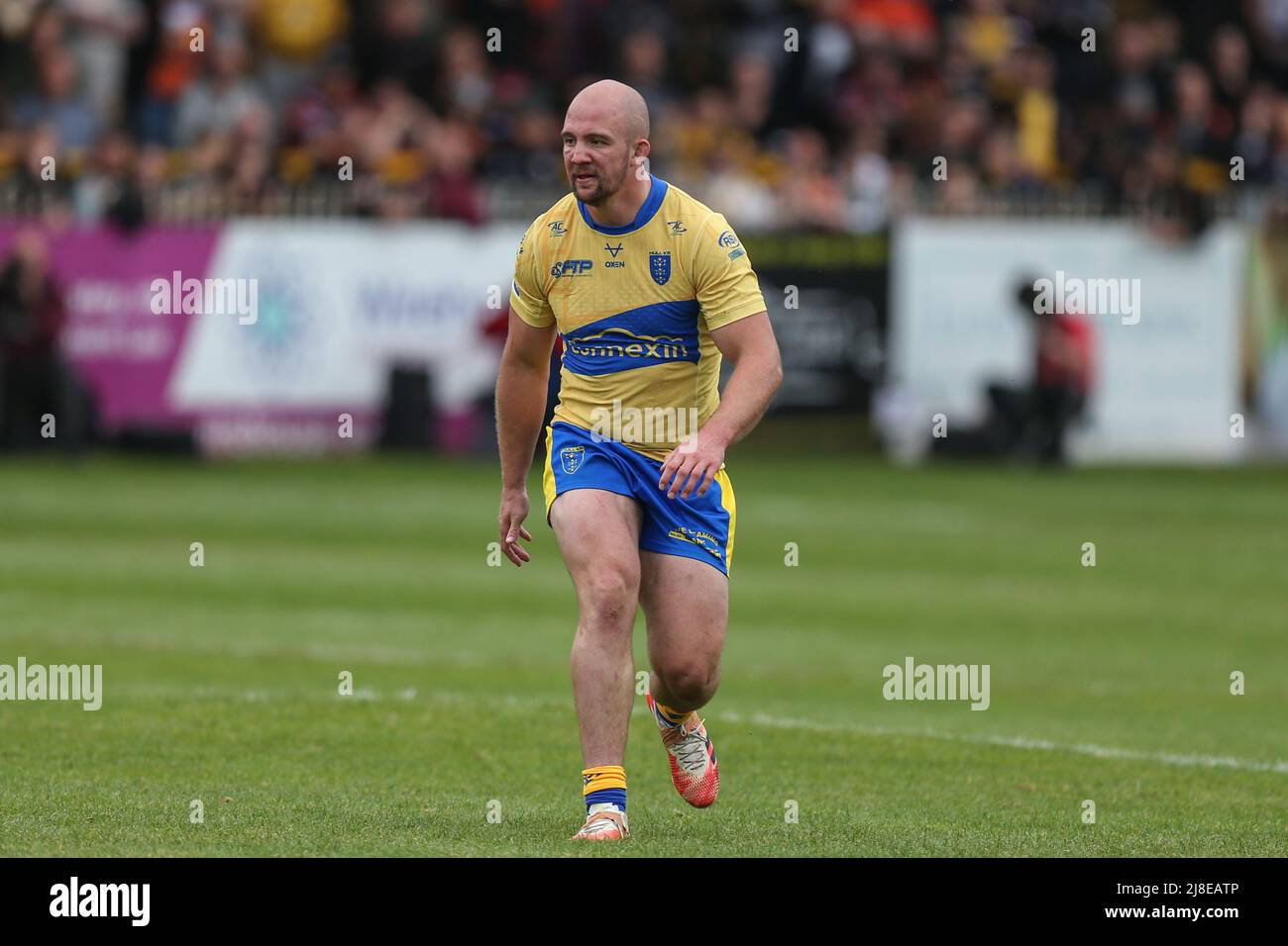George King #10 of Hull KR during the game Stock Photo - Alamy