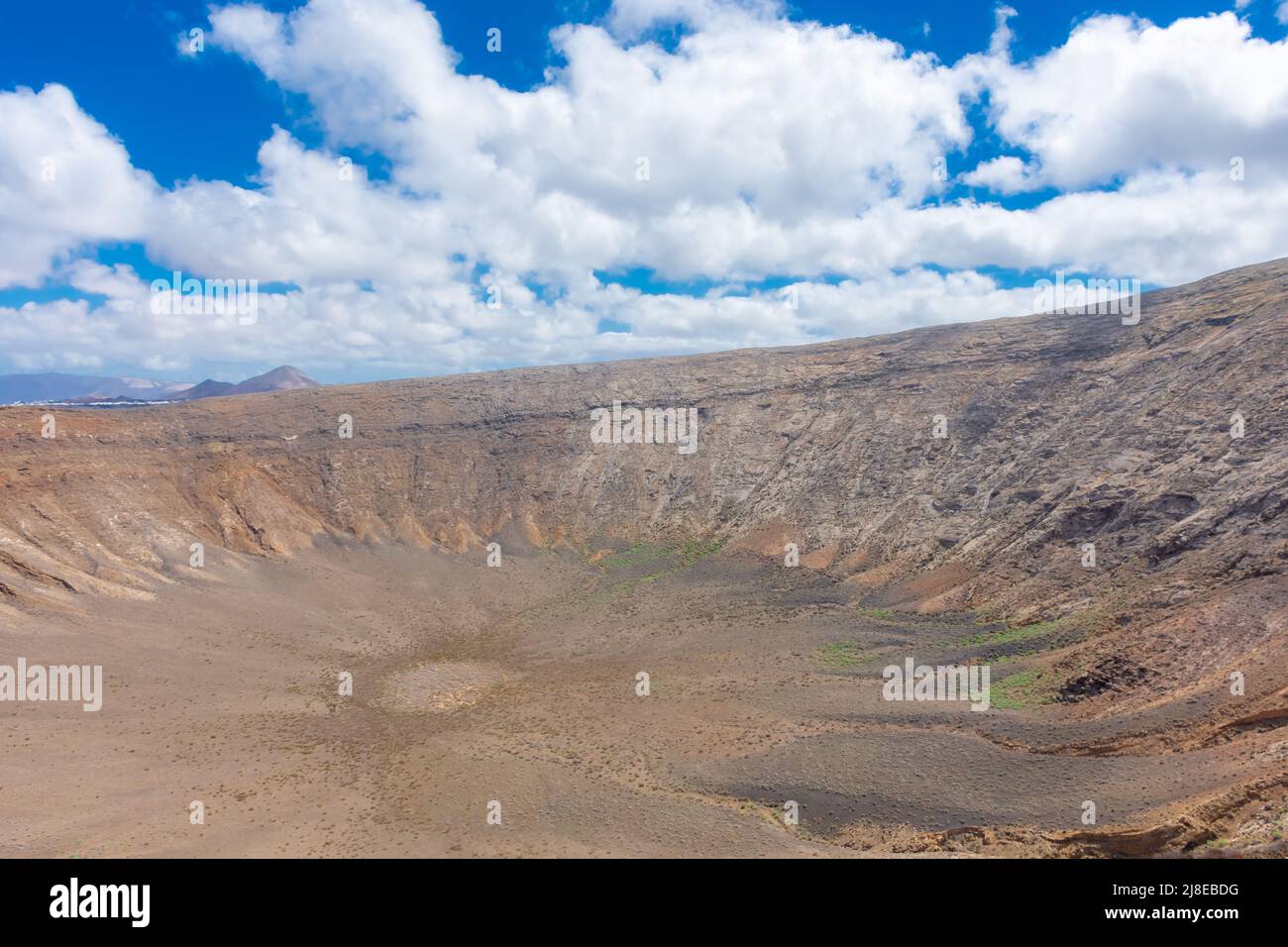 Trail caldera blanca volcano hi-res stock photography and images - Alamy