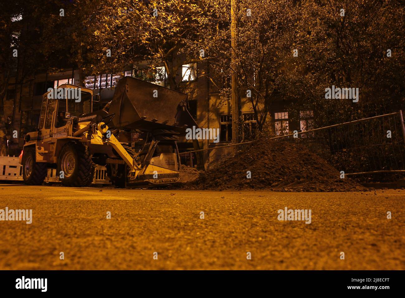 Spoon Tractor Construction Site Stock Photo - Alamy