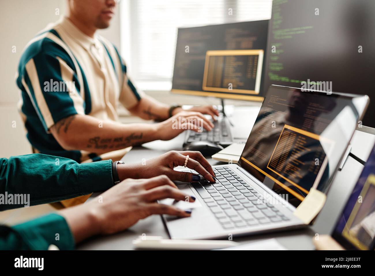 Typing keyboards hi-res stock photography and images - Alamy