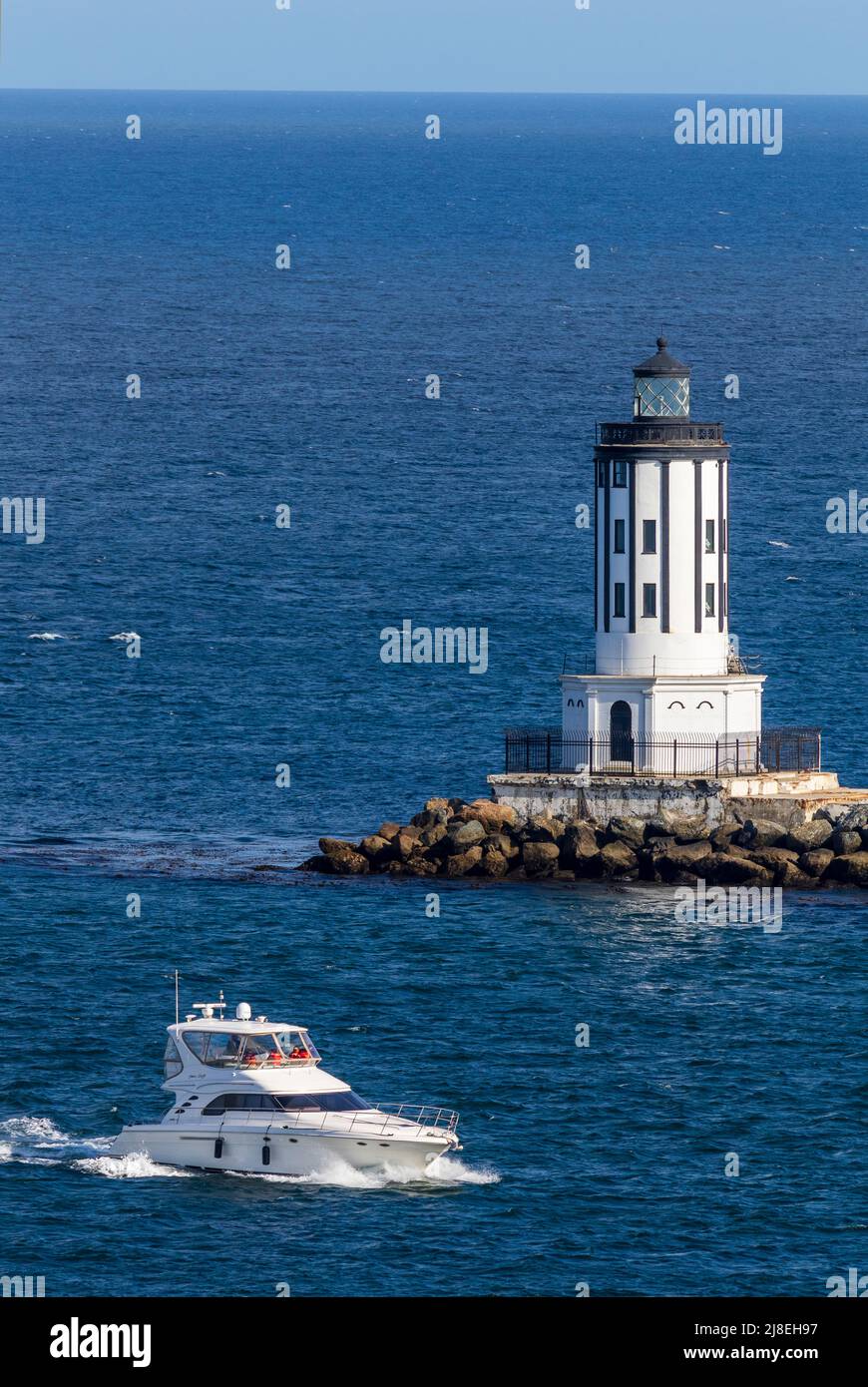 Angel's Gate Lighthouse, Port of Los Angeles, San Pedro, California ...
