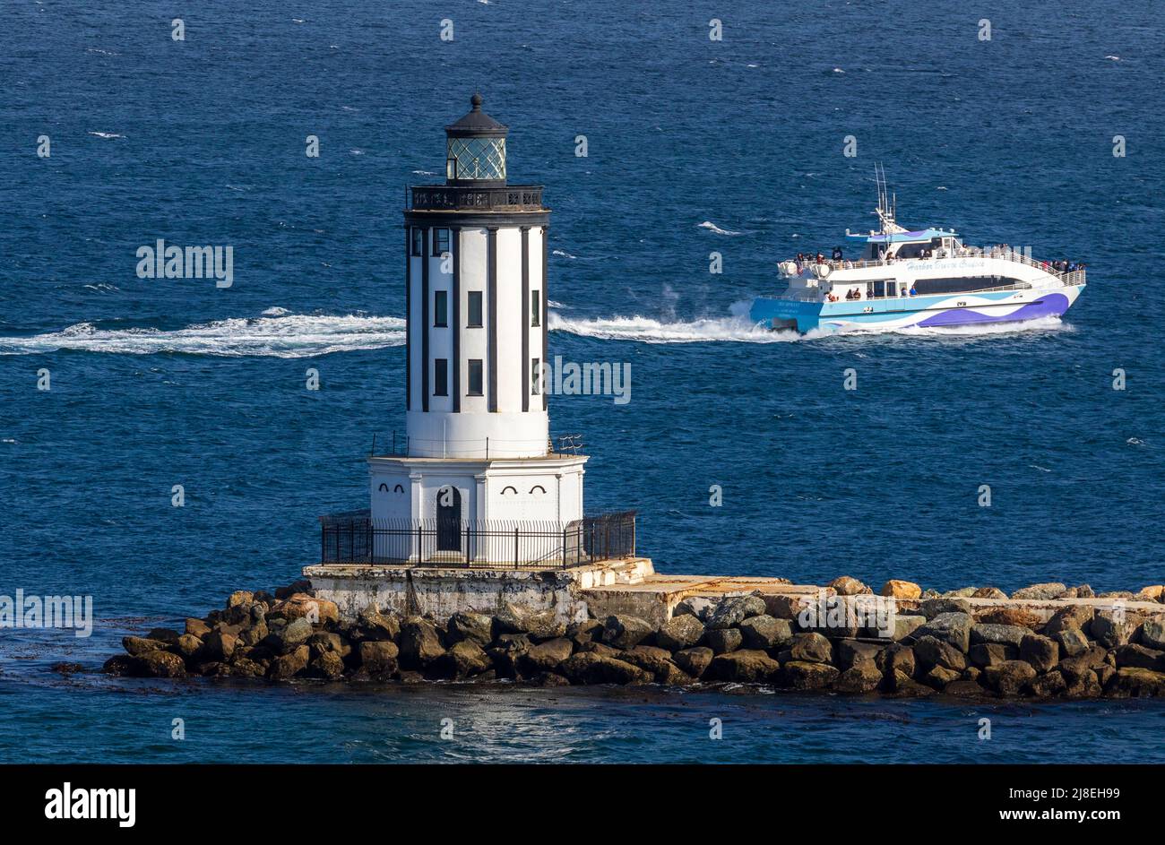 Angel's Gate Lighthouse, Port of Los Angeles, San Pedro, California ...