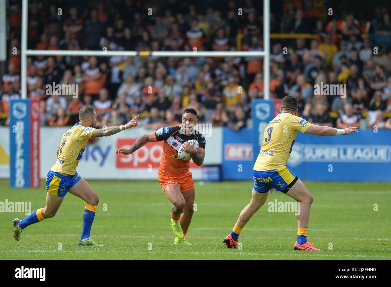 Castleford, England - 15th May 2022 - Kenny Edwards of Castleford ...