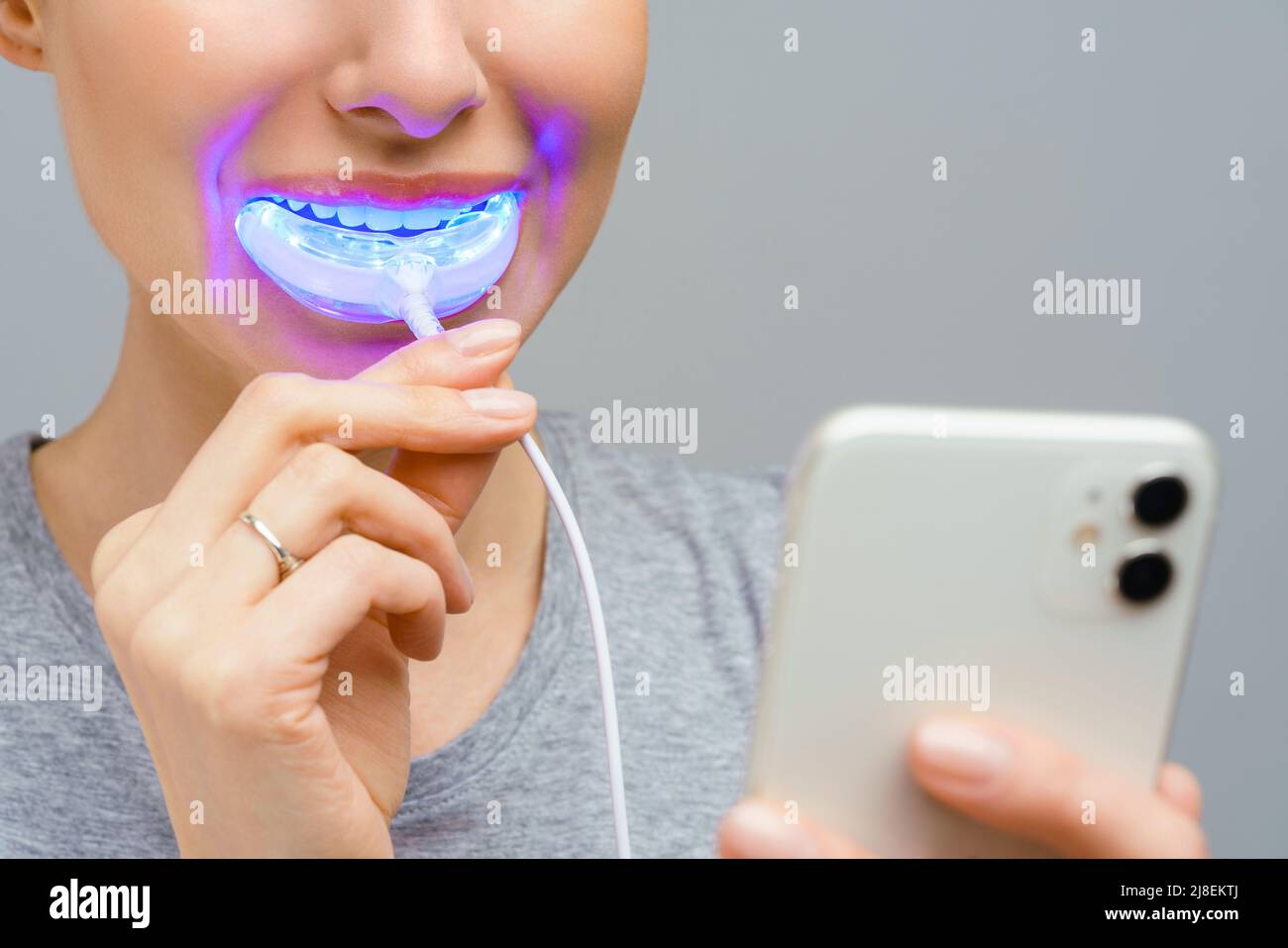 Dental care woman office hi-res stock photography and images - Alamy