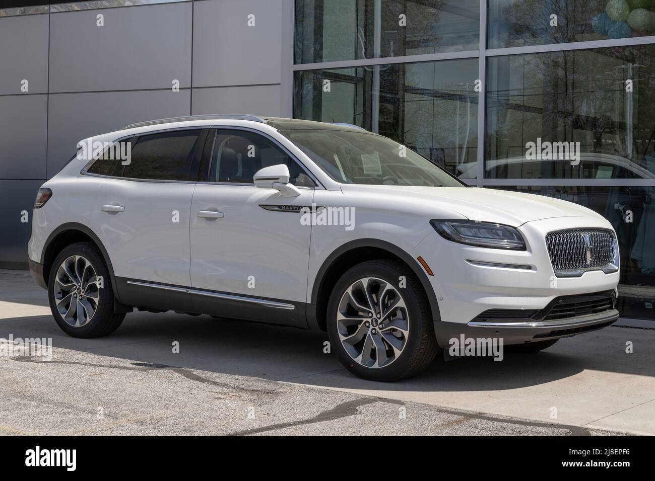 Elkhart - Circa May 2022: Lincoln Nautilus display at a Ford dealership ...