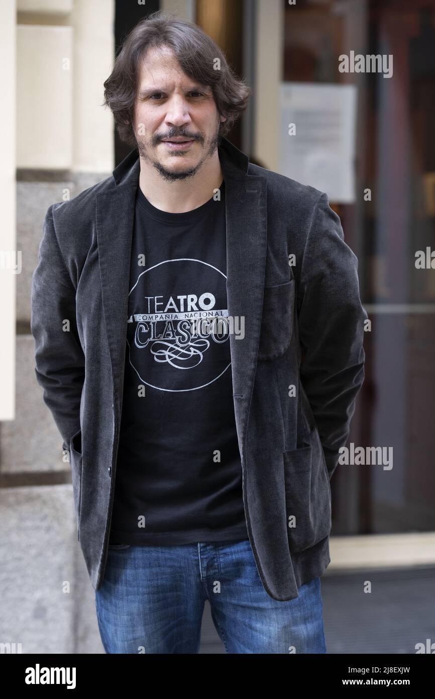 Actor sergio peris mencheta poses during the presentation of ca hi-res ...
