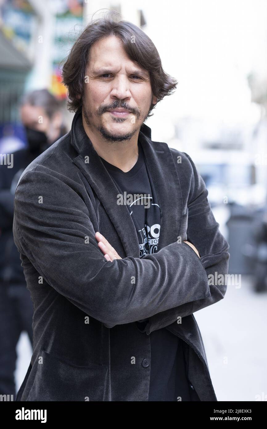 Actor sergio peris mencheta poses during the presentation of ca hi-res ...