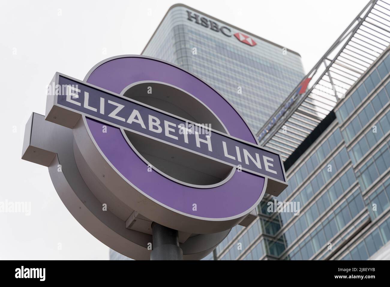 London underground roundel logo for ELIZABETH LINE , in Canary wharf ...
