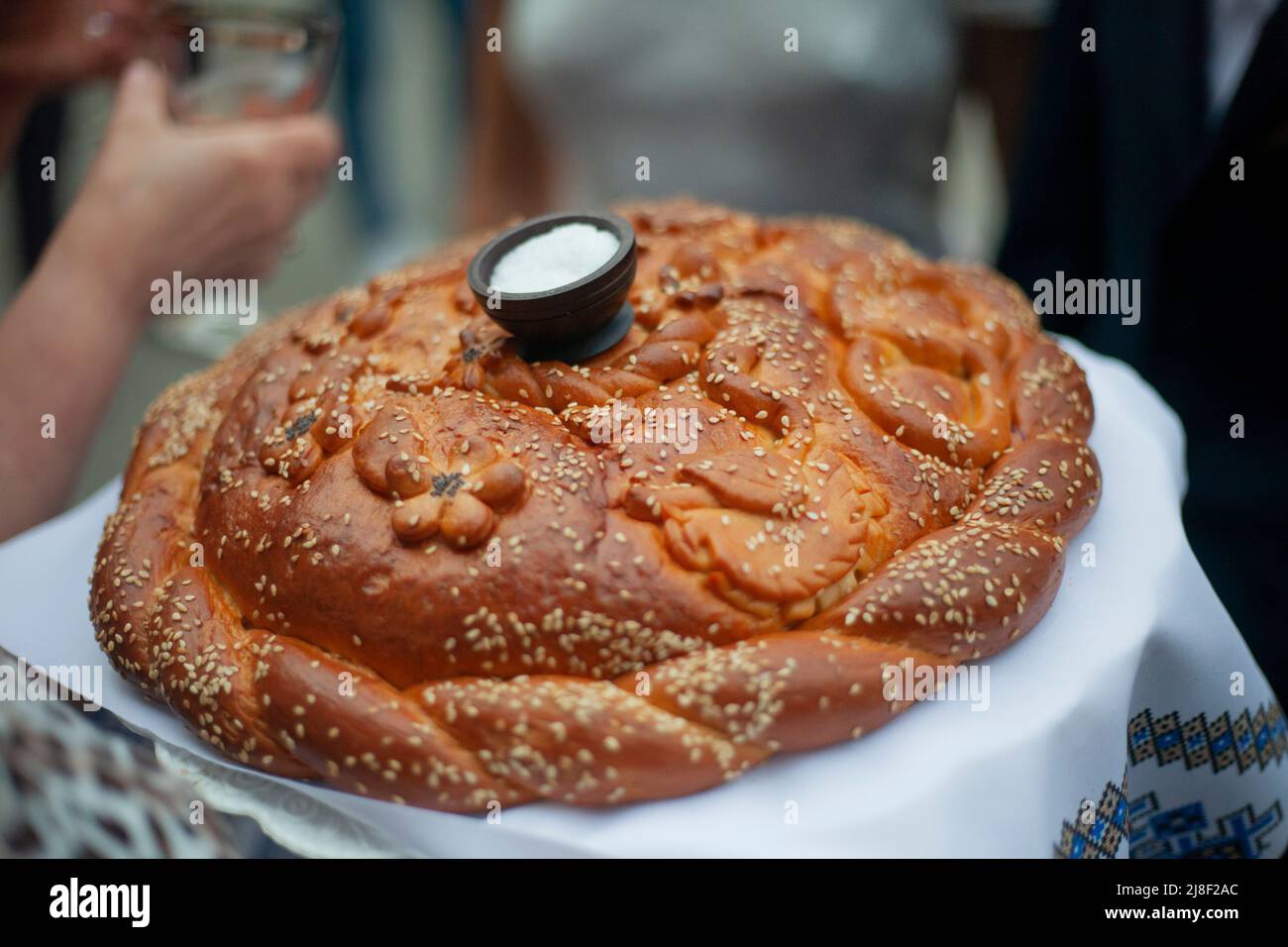 Russian wedding bread hi-res stock photography and images - Alamy