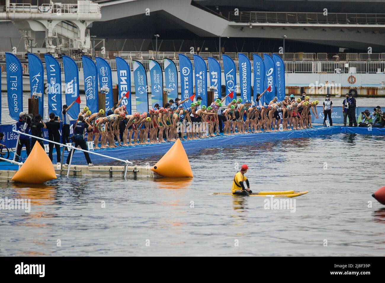 World triathlon championship series hi-res stock photography and images ...