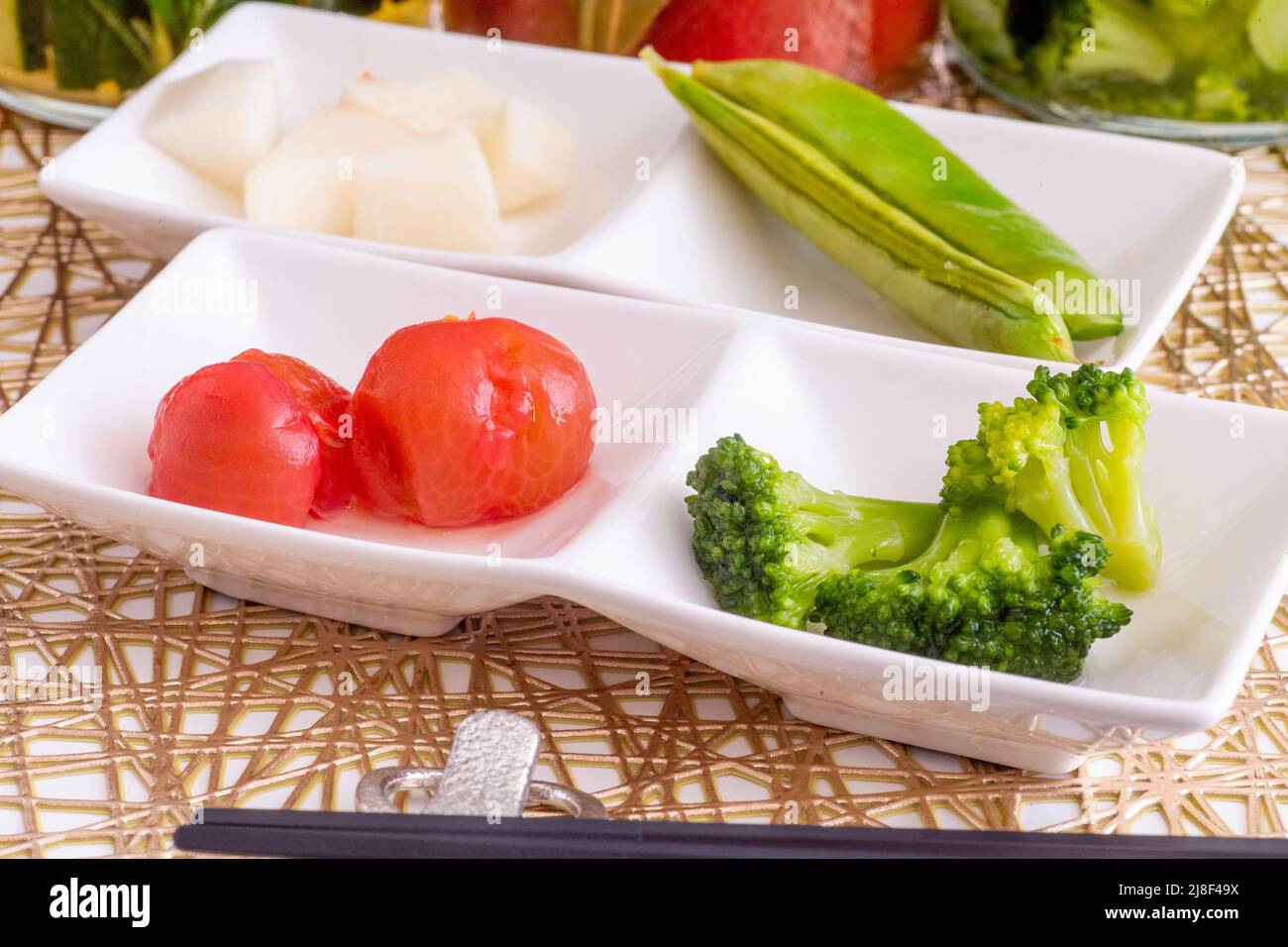 Snap pea radish hi-res stock photography and images - Alamy