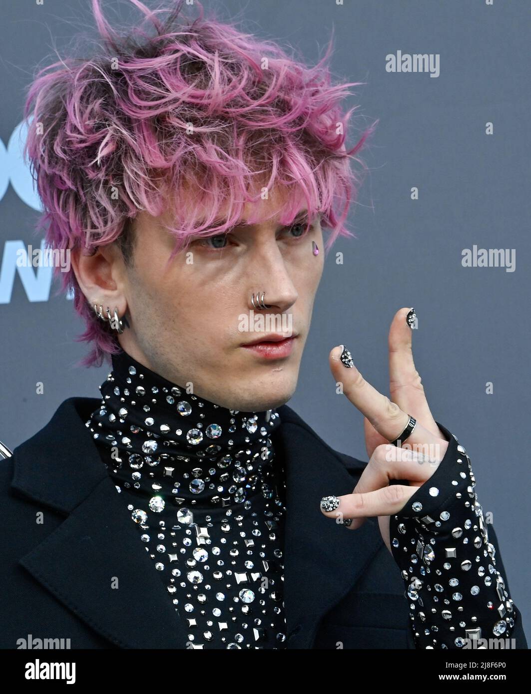 Mgk Hair 2022